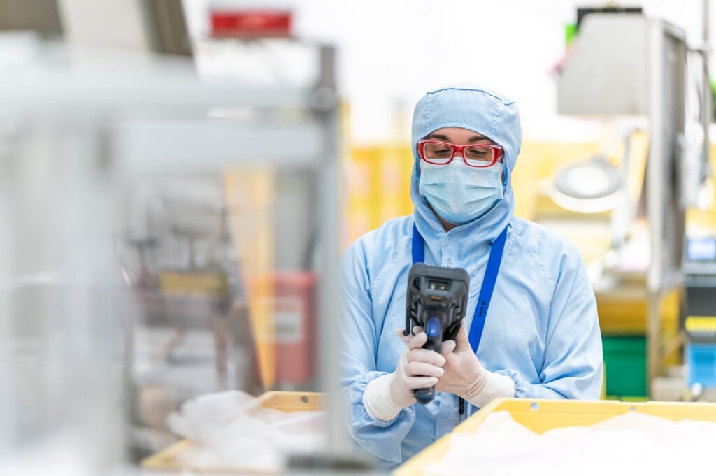 3 choses à savoir sur le métier d’opérateur de production - | LeTranfo